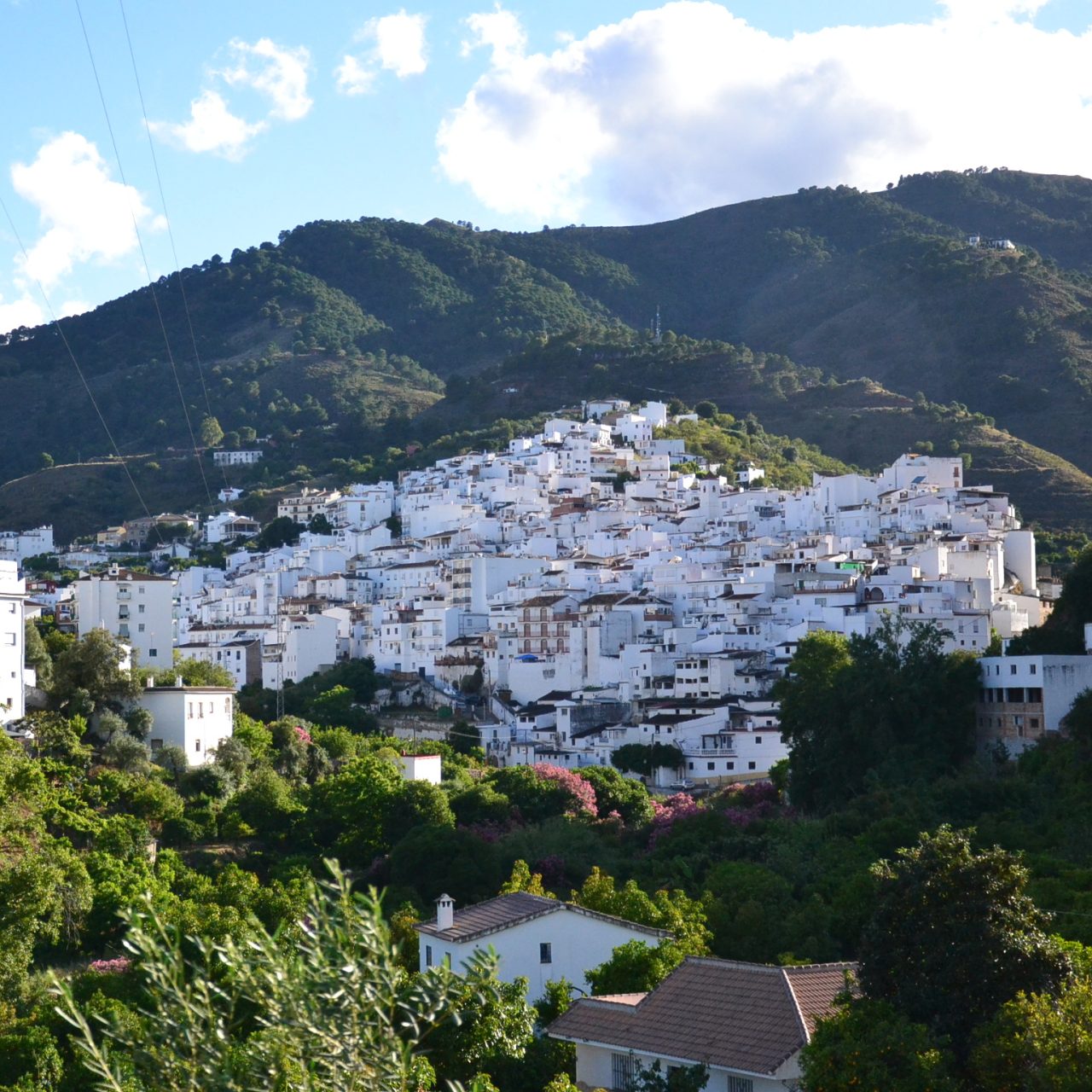 Tolox (Málaga): Qué ver, monumentos, dónde comer..